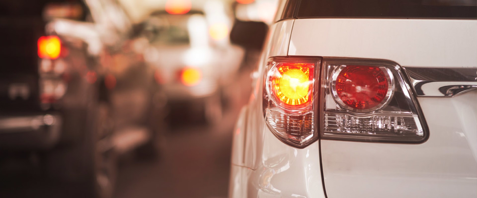 The Importance of Proper Use of Turn Signals and Headlights While Driving